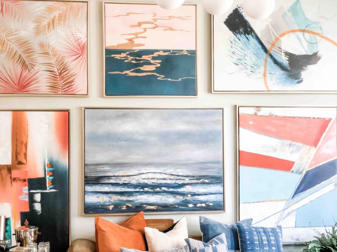 6 astuces pour réussir un mur galerie avec des oeuvres grand format